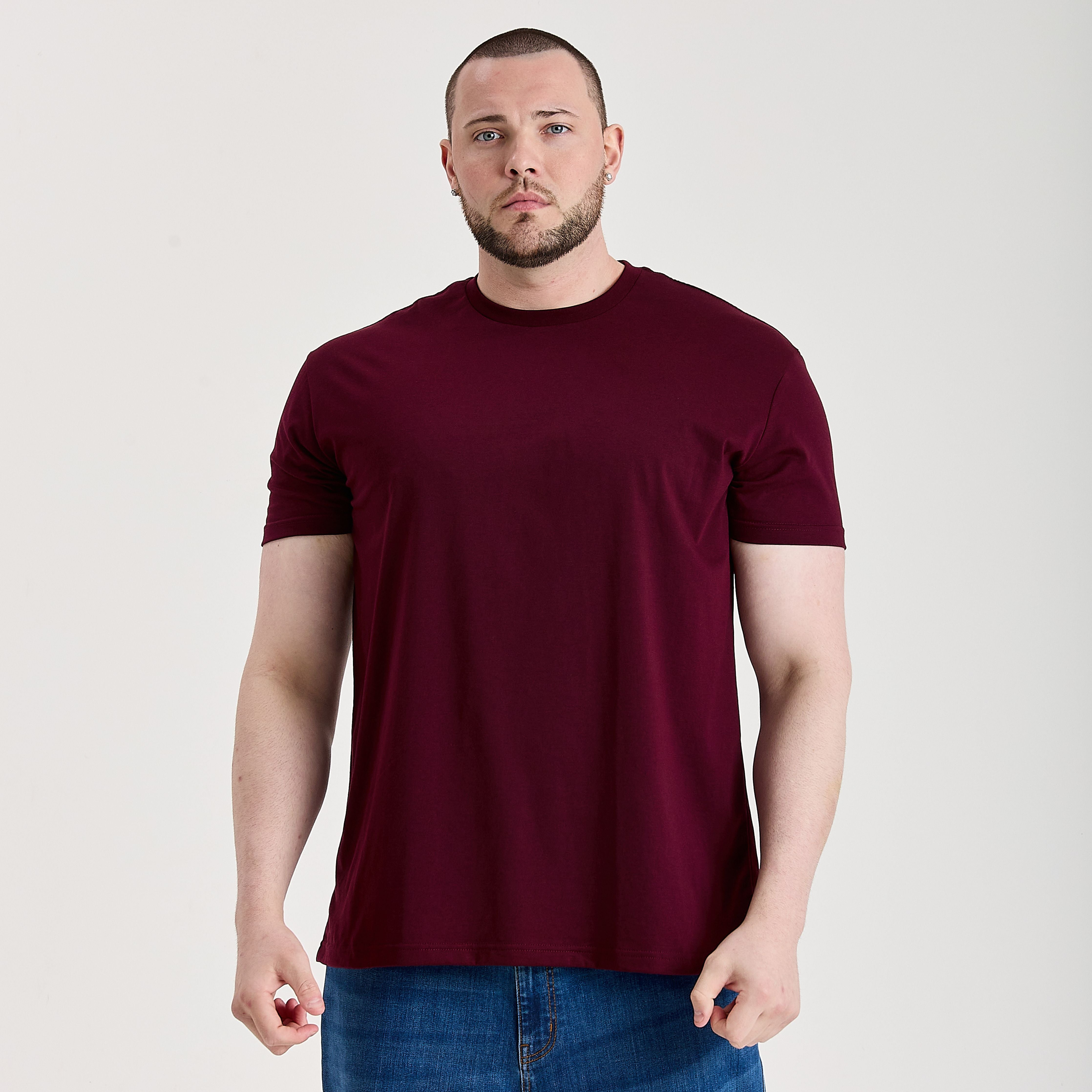 Built Different - The Best Fitting T-Shirts For Big & Tall Men